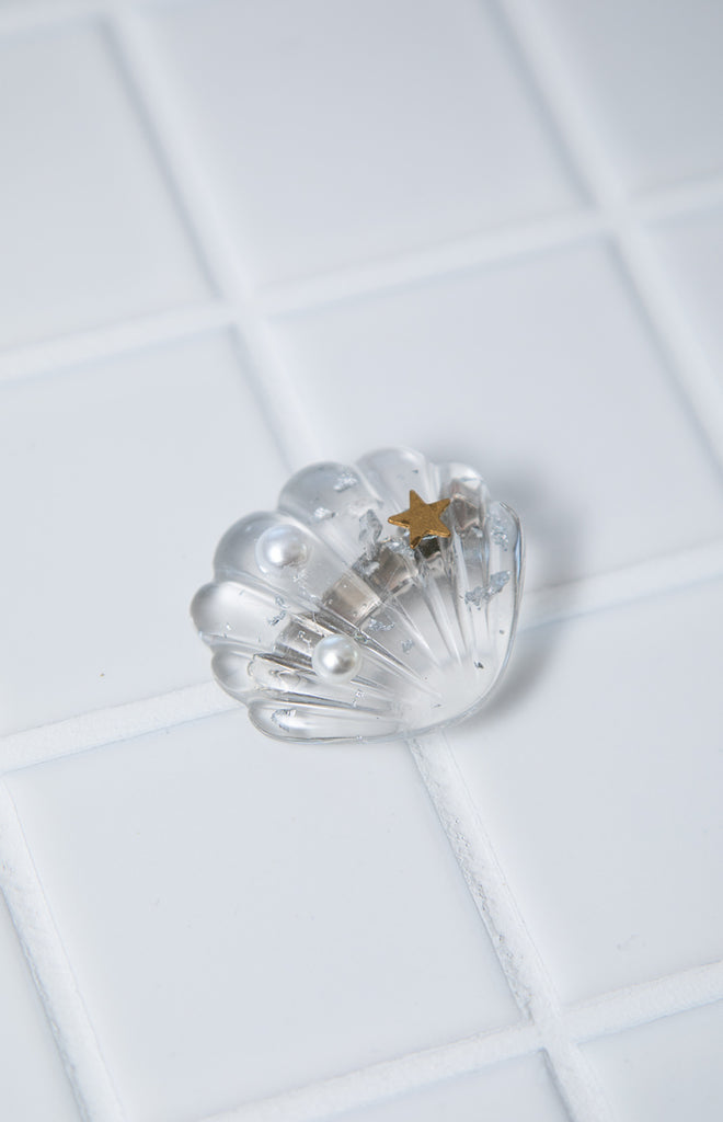White Shell Hair Clip – Beginning Boutique